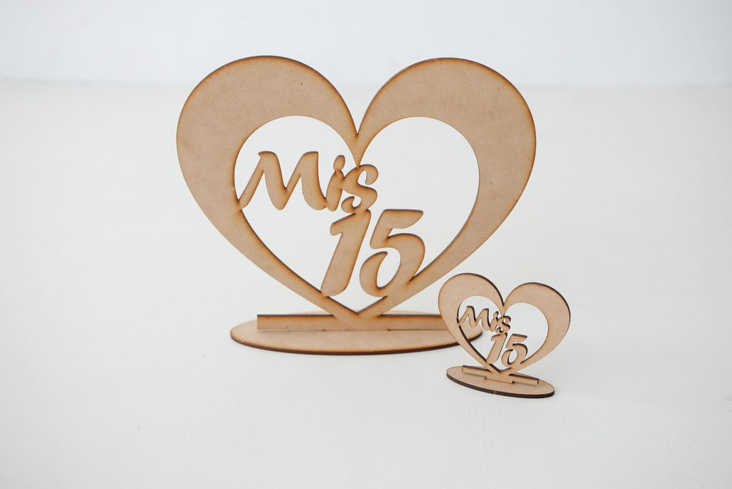 CORAZÓN MIS 15 – Artistica El Cipres